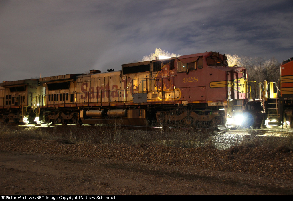 Santa Fe In The Night